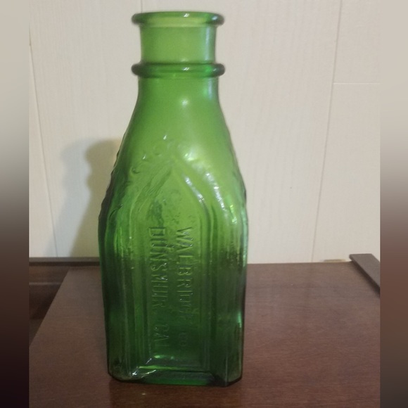 Wheaton | Accents | Vintage Wheaton Green Glass Bottle Cathedral Brand ...